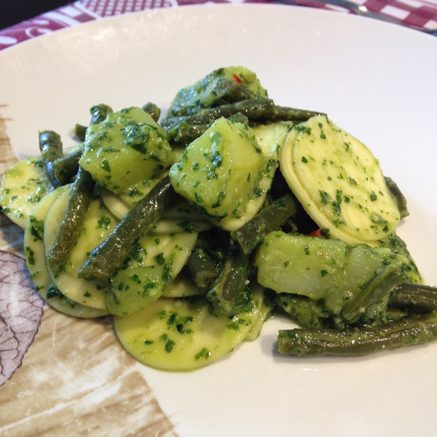 Croxetti al pesto, patate e fagiolini – Croxetti with pesto, potatoes ...